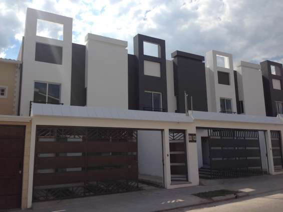 Open house las uvas (villas del real) en Distrito Central - Casas en ...